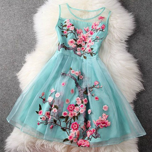 Chic Homecoming Dresses A-line Embroidery Short Prom Dress Party Dress ...